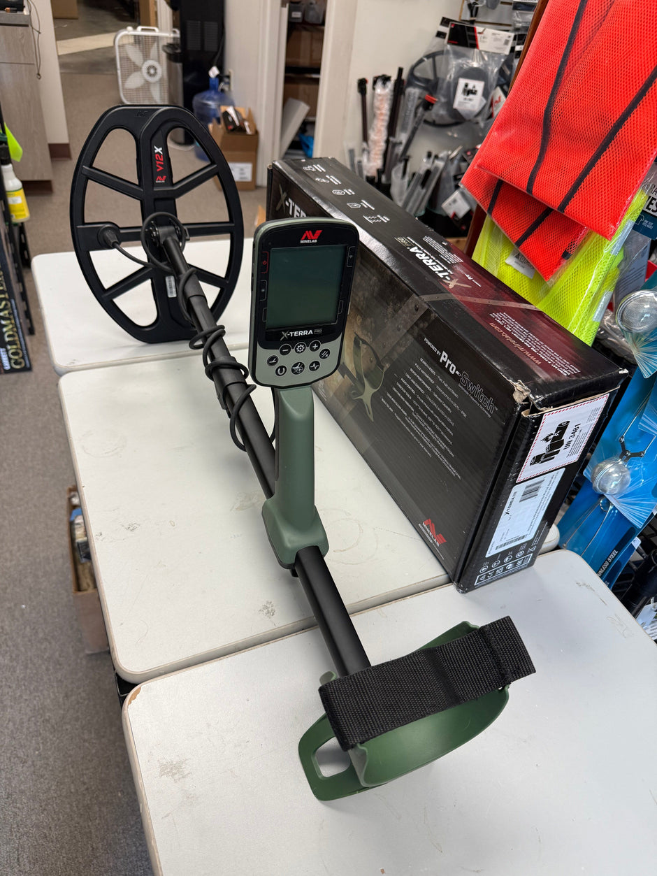 Minelab Gold Monster 2000 – Multi-Frequency Fully Automatic Gold ...